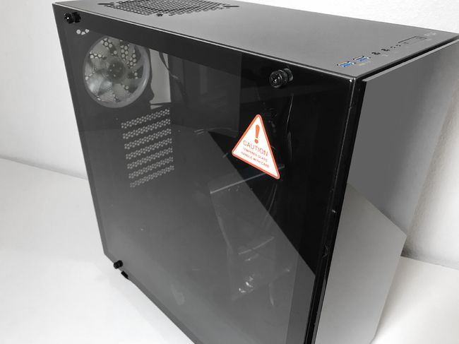 FSP CMT510 Tempered Glass Mid-Tower Case Review - Tom's Hardware | Tom ...