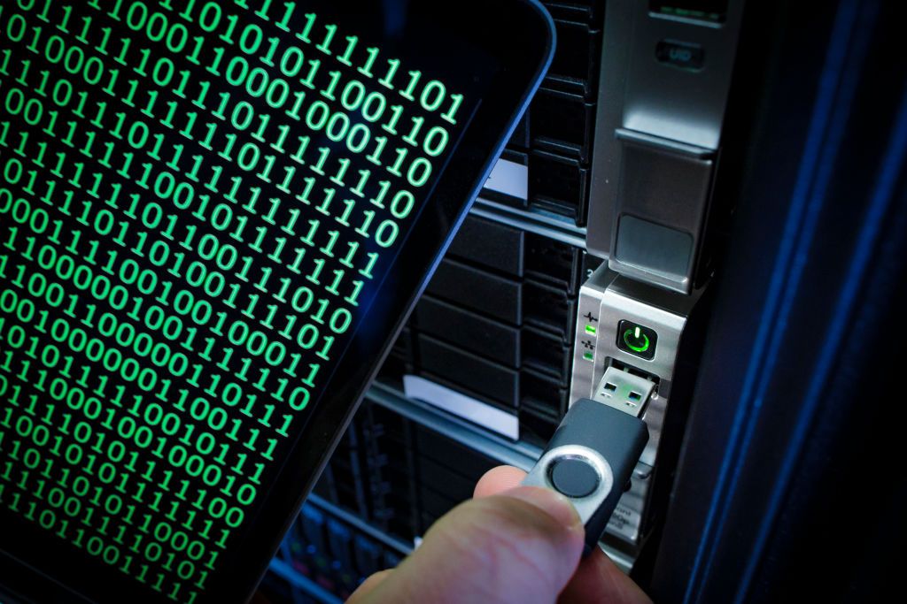 FBI warns of hackers mailing malicious USB sticks to businesses | IT Pro