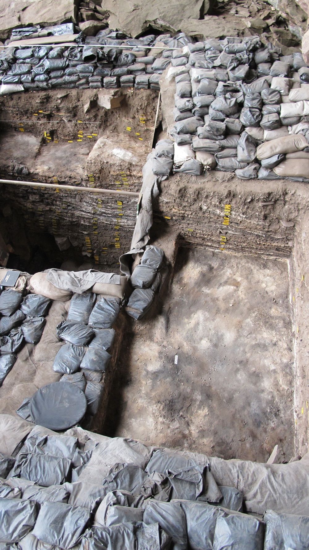 In Pictures: Uncovering The Beds Of Ancient Humans | Live Science