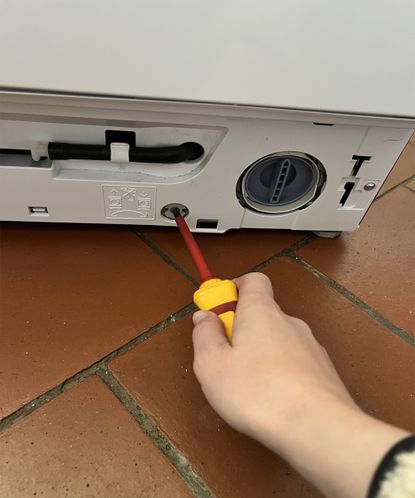 How install a washing machine step–by–step | Real Homes