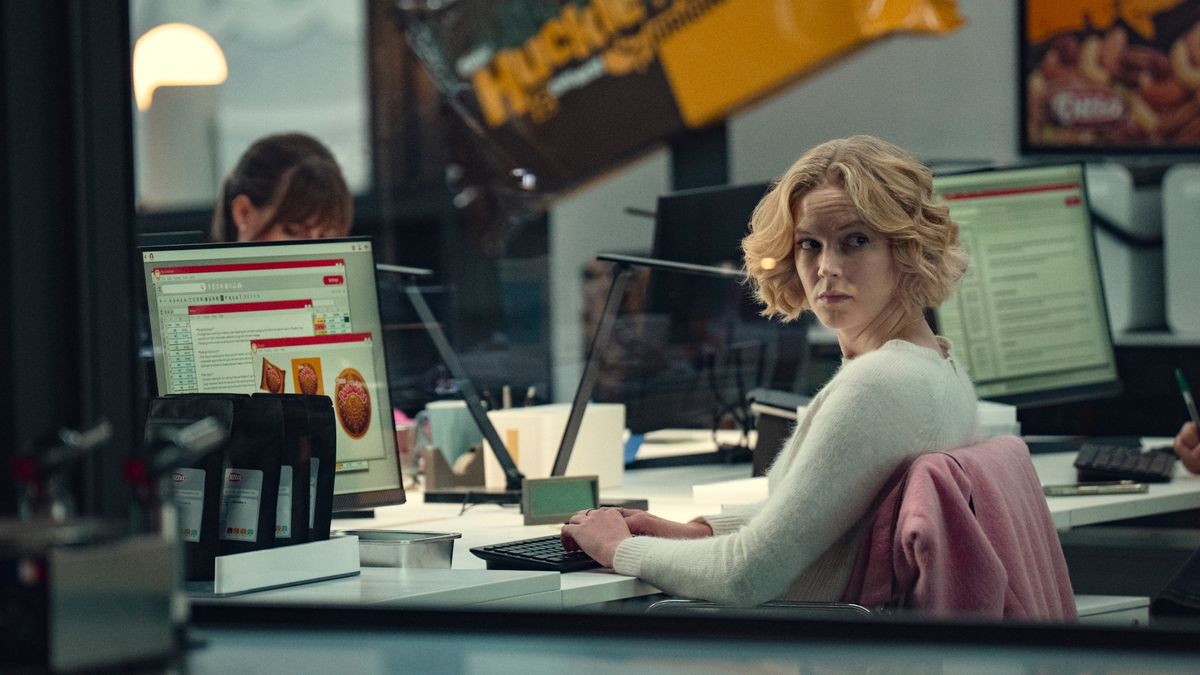 Black Mirror season 7 episode 2 recap: what happens in Bête Noire ...