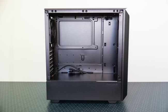 Phanteks Eclipse P300A Review: Less is More | Tom's Hardware