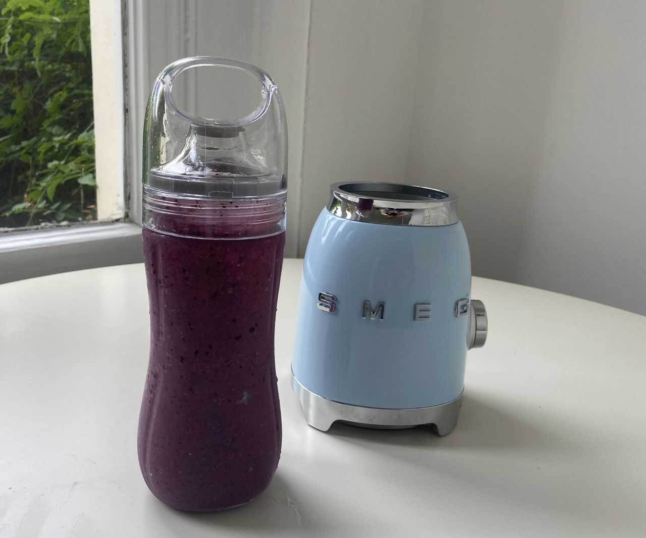 Smeg Personal Blender review: for petite, chic kitchens | Homes and Gardens