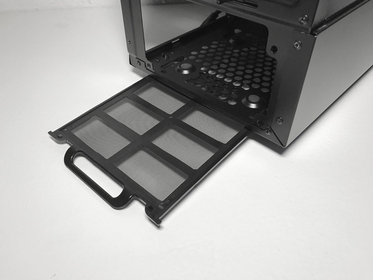 Phanteks Eclipse P300 Case Review - Tom's Hardware | Tom's Hardware