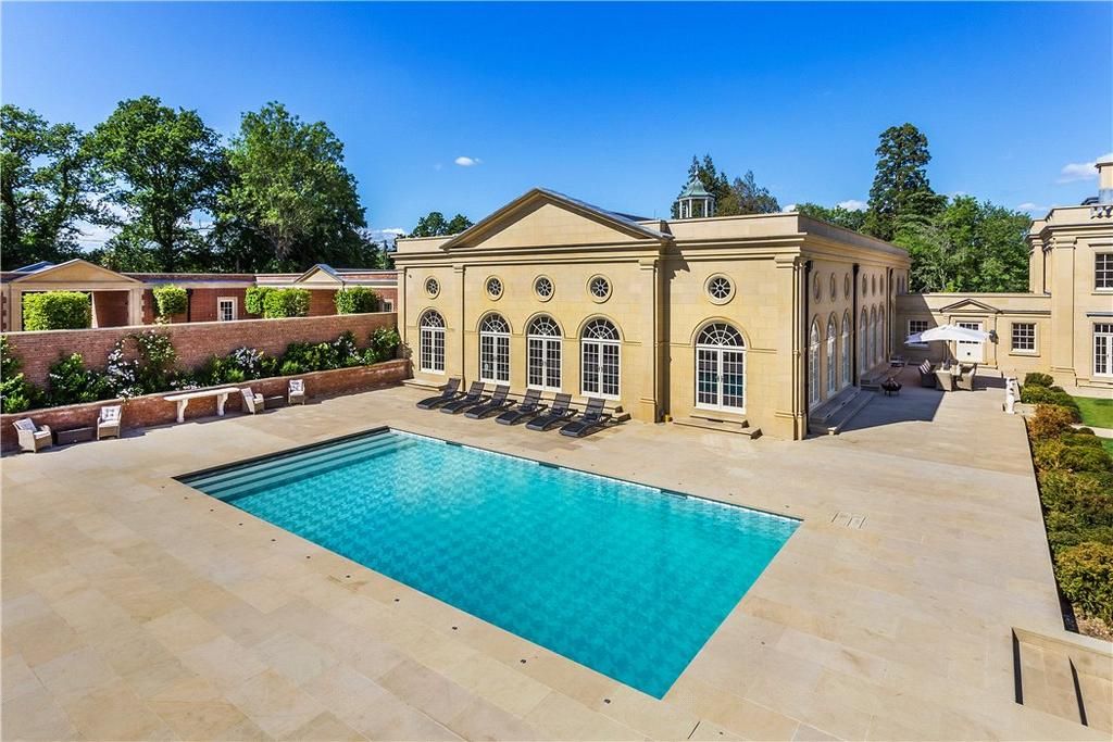 A spectacular Georgian mansion for the 21st century comes to the market ...
