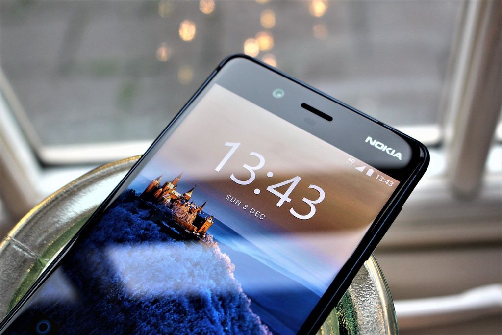 Nokia 8 review: Returning to the world of Nokia without Windows ...