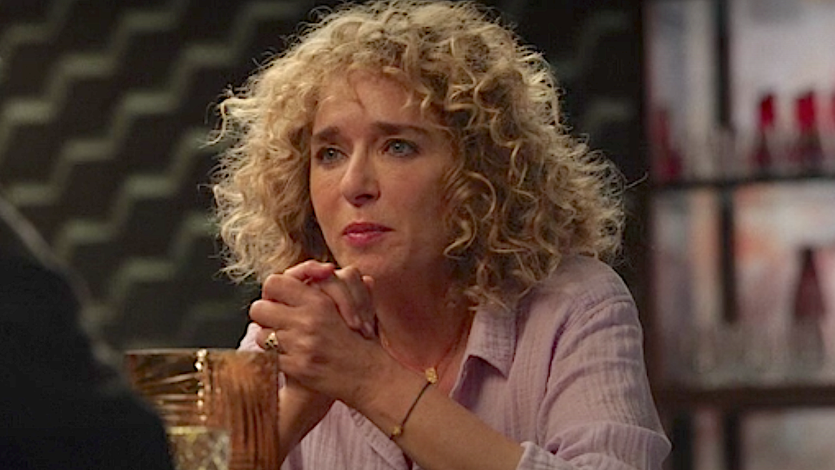 The Morning Show Season 2 Ending Explained: How It Sets Up (A Potential ...