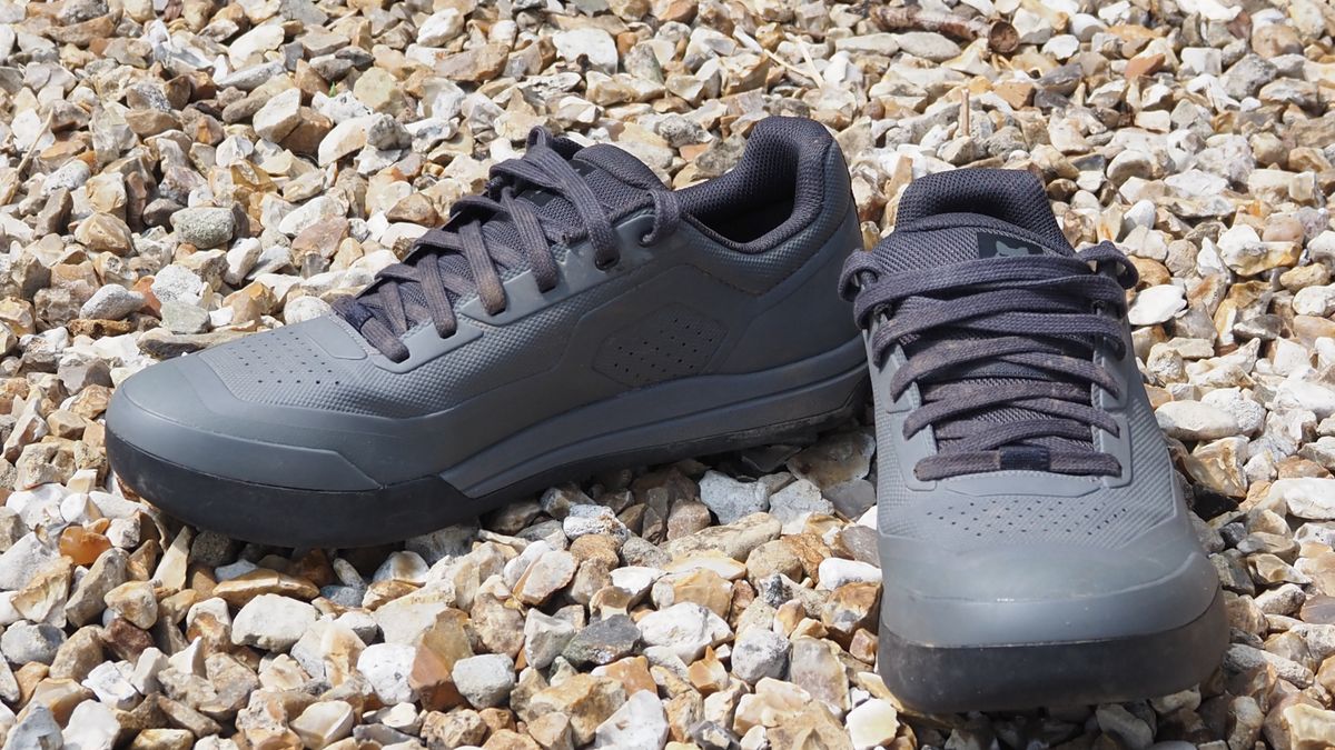 Fox Union Flat shoes review | Bike Perfect