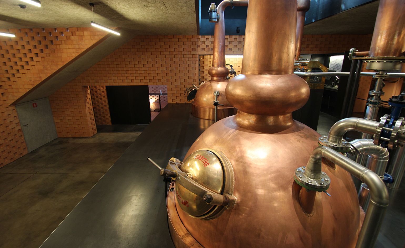 Puni Whiskey: Wine & Design | Wallpaper