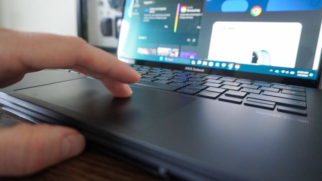 Asus Zenbook Duo (2024) review: the first great dual-screen laptop ...