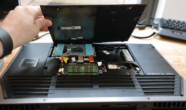 How to Upgrade Your Alienware 17's RAM | Laptop Mag