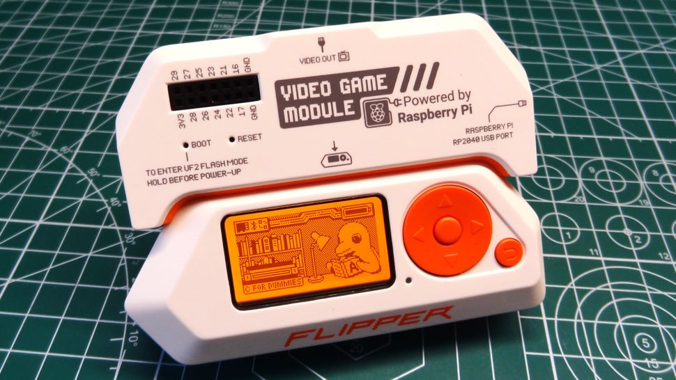Video Game Module for Flipper Zero Review: Gaming Comes to Hacker ...