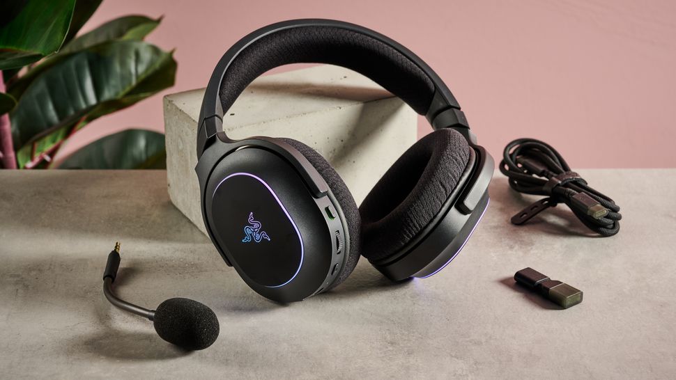 Razer Barracuda X Chroma review: a great value gaming headset ...