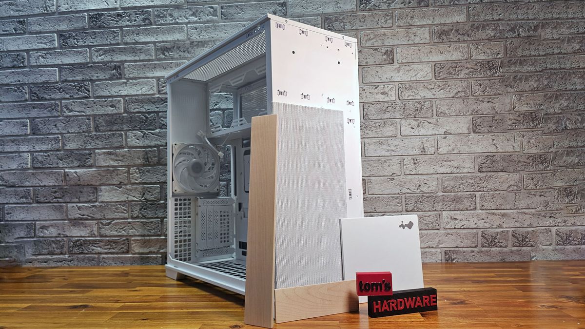 Hands-on with InWin's F5 PC Case: Back-connector motherboard support ...