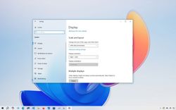 Rearrange your monitors to match their physical layout on Windows 11 ...