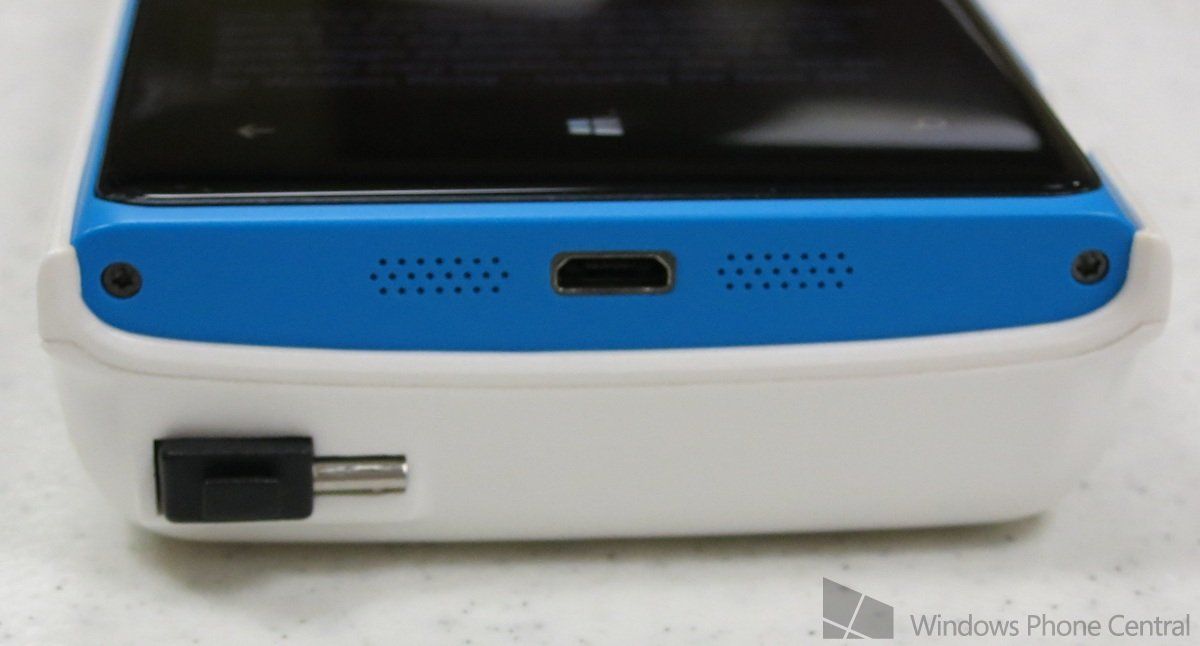Mugen Power Battery Case for Nokia Lumia 920: Hands-On Review | Windows ...