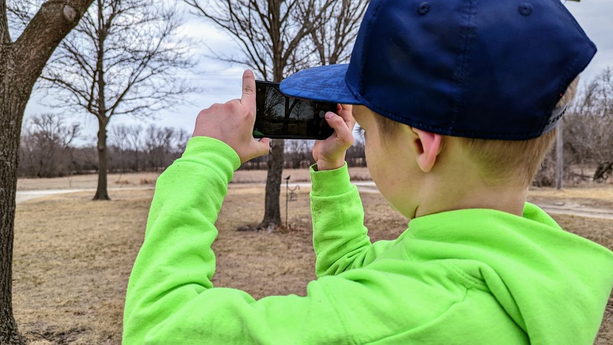 Gabb Phone Z2 Review: A nifty first smartphone for kids | Android Central