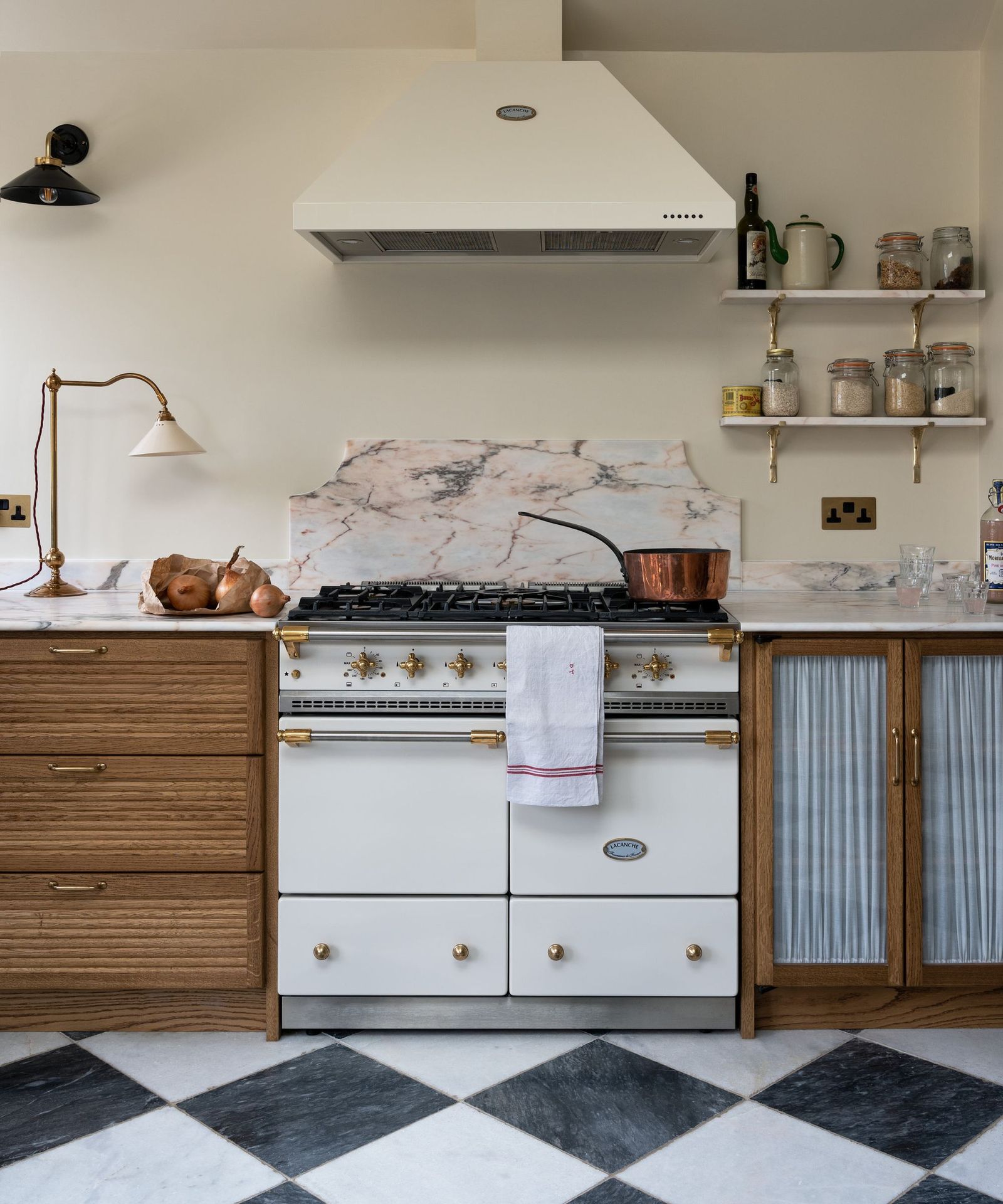 8 outdated '60s interior design trends making a comeback | Homes and ...