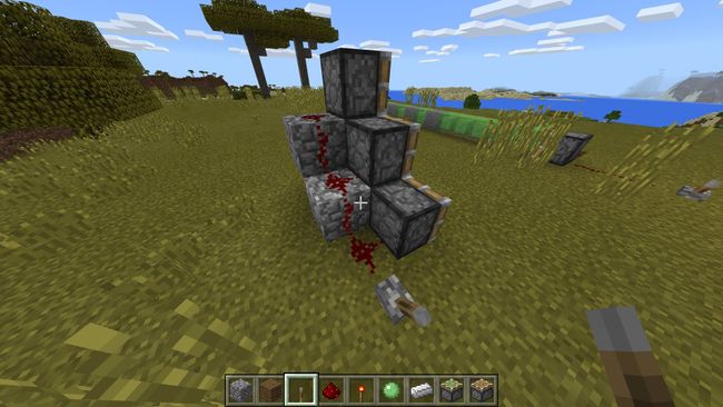 Beginner's guide to pistons in Minecraft: Windows 10 Edition Beta ...