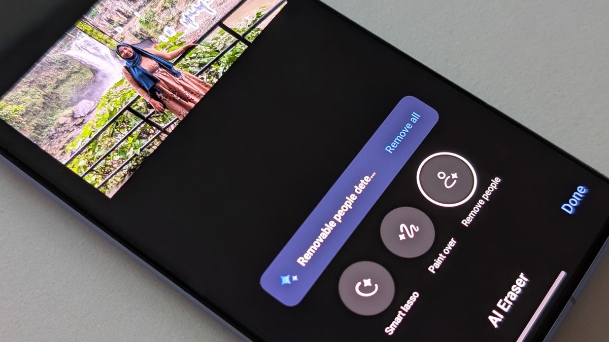 What will your phone look like in 2035? It won't even leave your pocket ...