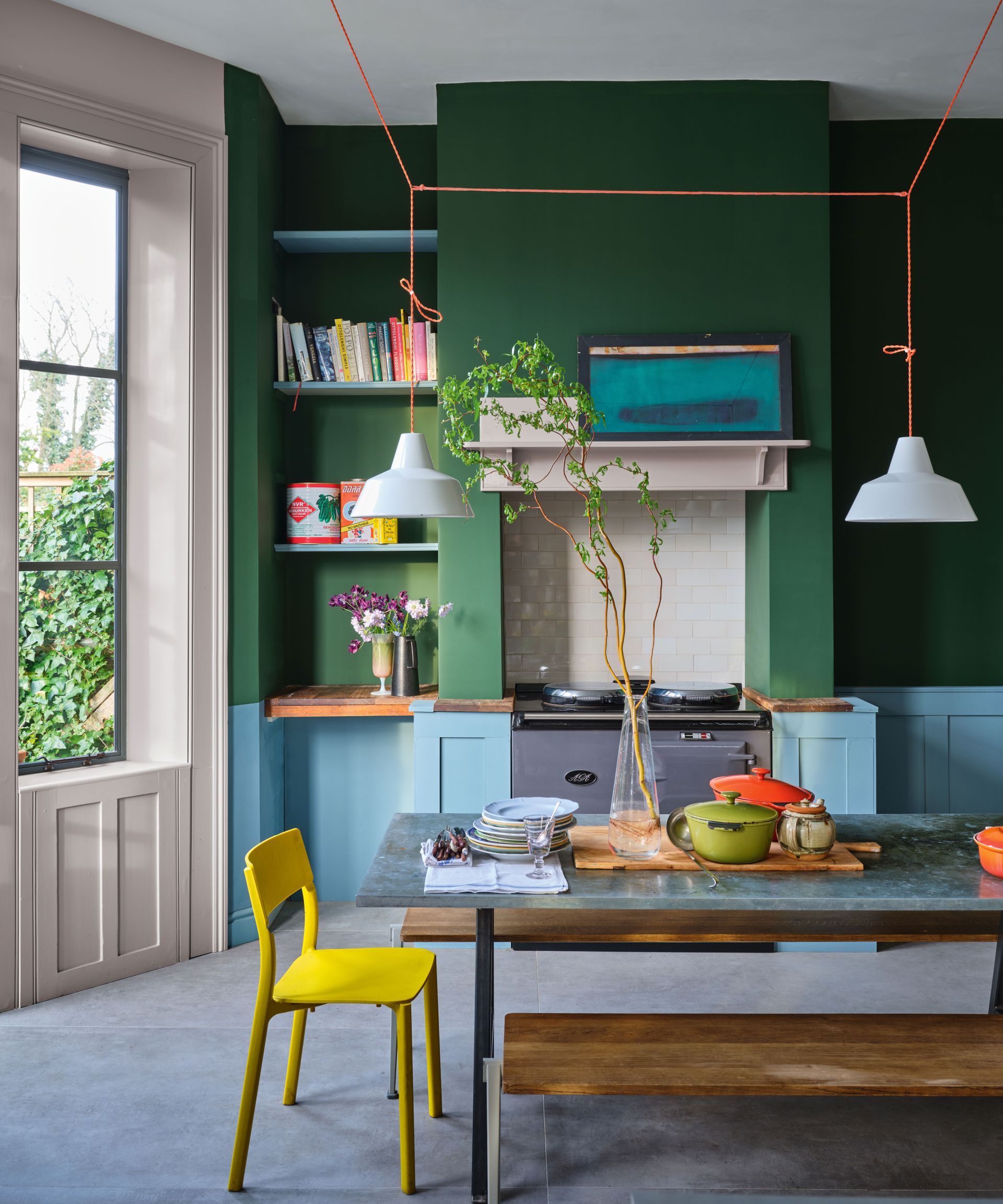 Decorating with green walls: with paint, pattern, or accents | Homes ...