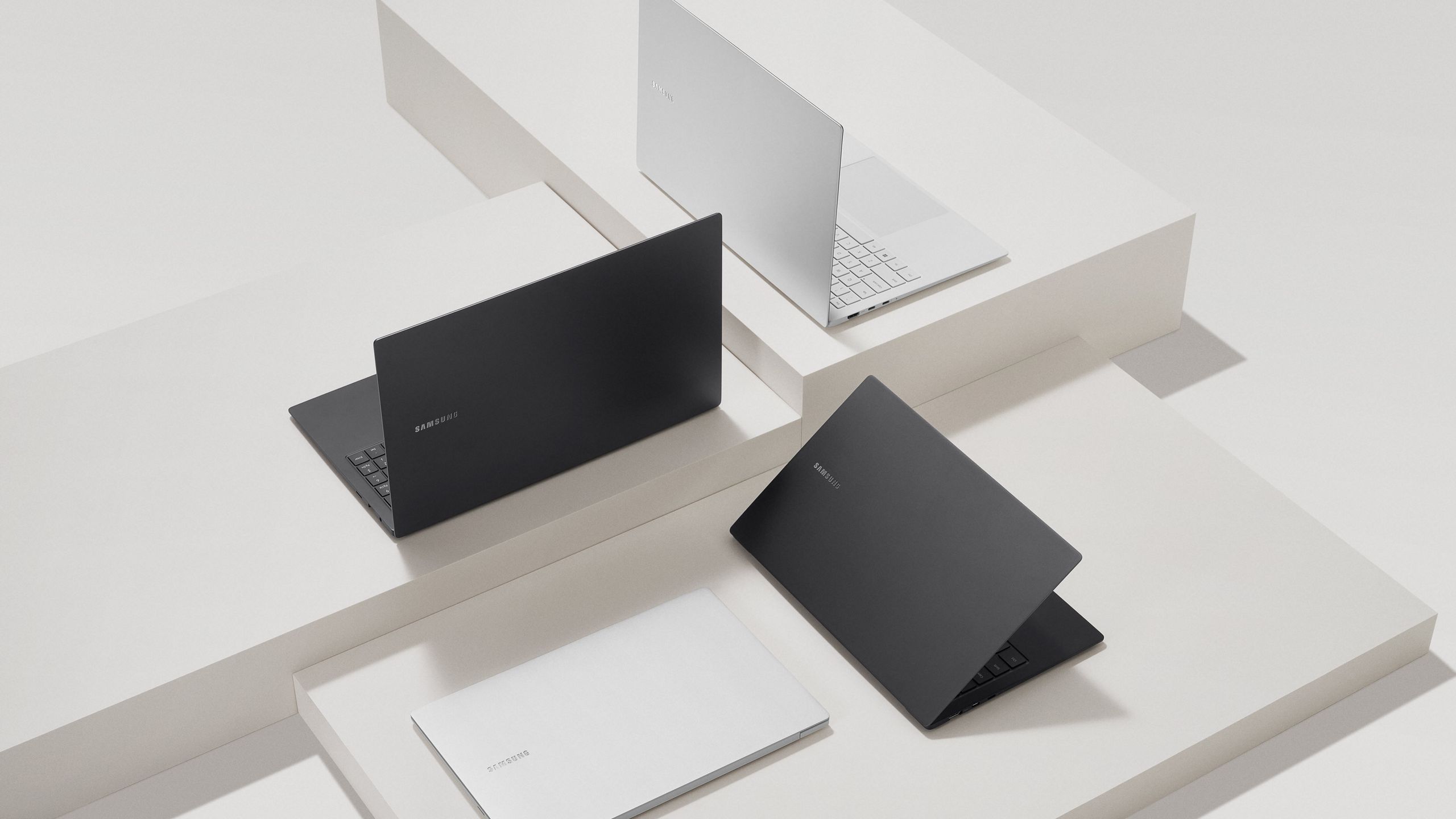 Samsung's new laptops could be the perfect companion to the Galaxy S22 ...