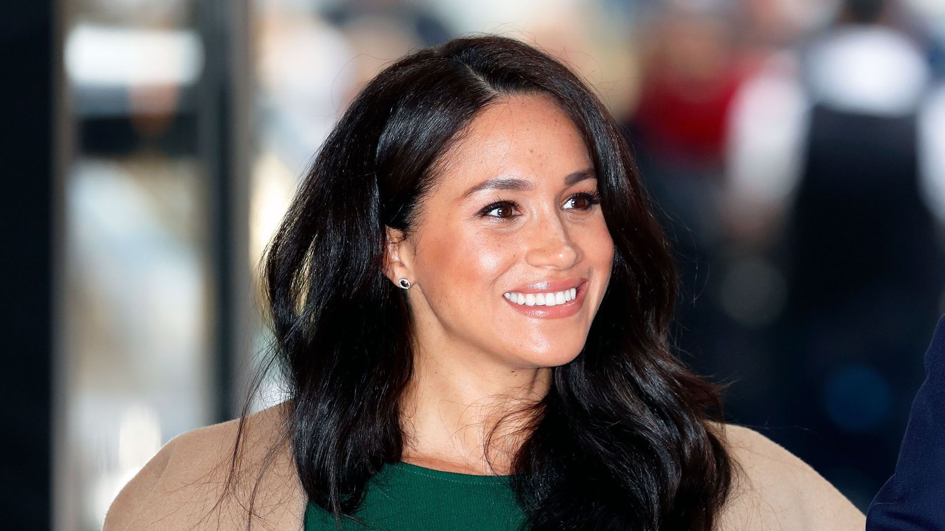 Daily Star's Snarky Meghan Markle Headline Is Drawing Backlash | Marie ...