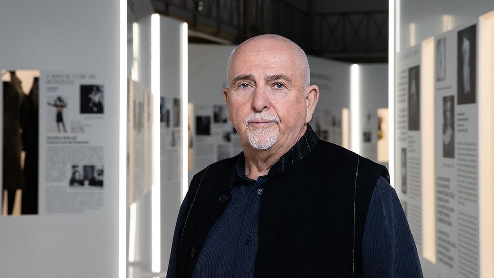 Peter Gabriel releases new single Panopticom, with Brian Eno providing ...