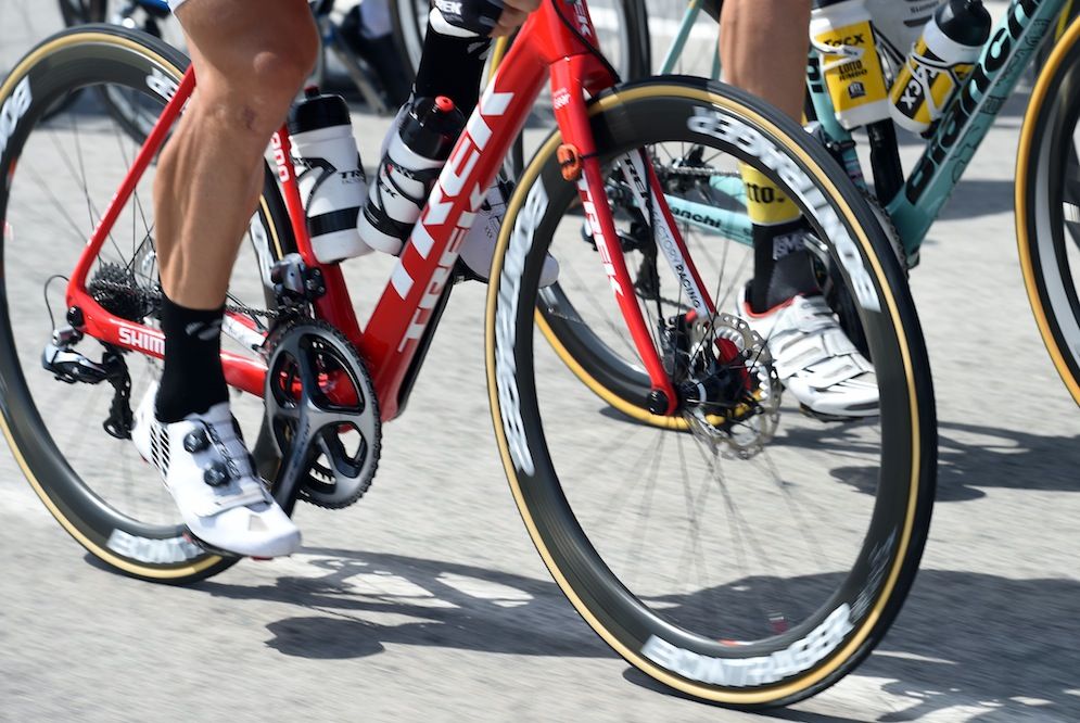 Trek and Cancellara taking ‘careful’ approach to disc brakes in 2016 ...