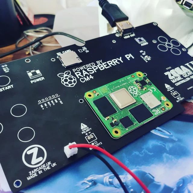 Raspberry Pi Game Gear Drop-in Kit Features CM4 Module | Tom's Hardware