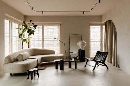 4 ways designers are lighting rooms now that feel cozier | Livingetc