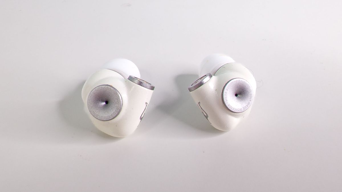 Meze Alba review: Comfortable, great-sounding wired in-ear buds | Tom's ...