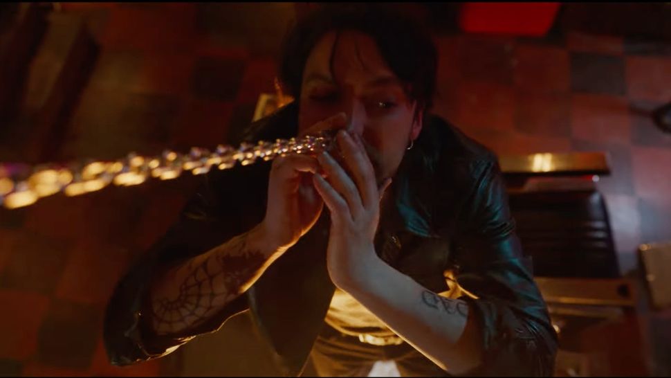 Final Destination: Bloodlines Revealed A Gnarly Kill At A Piercing ...