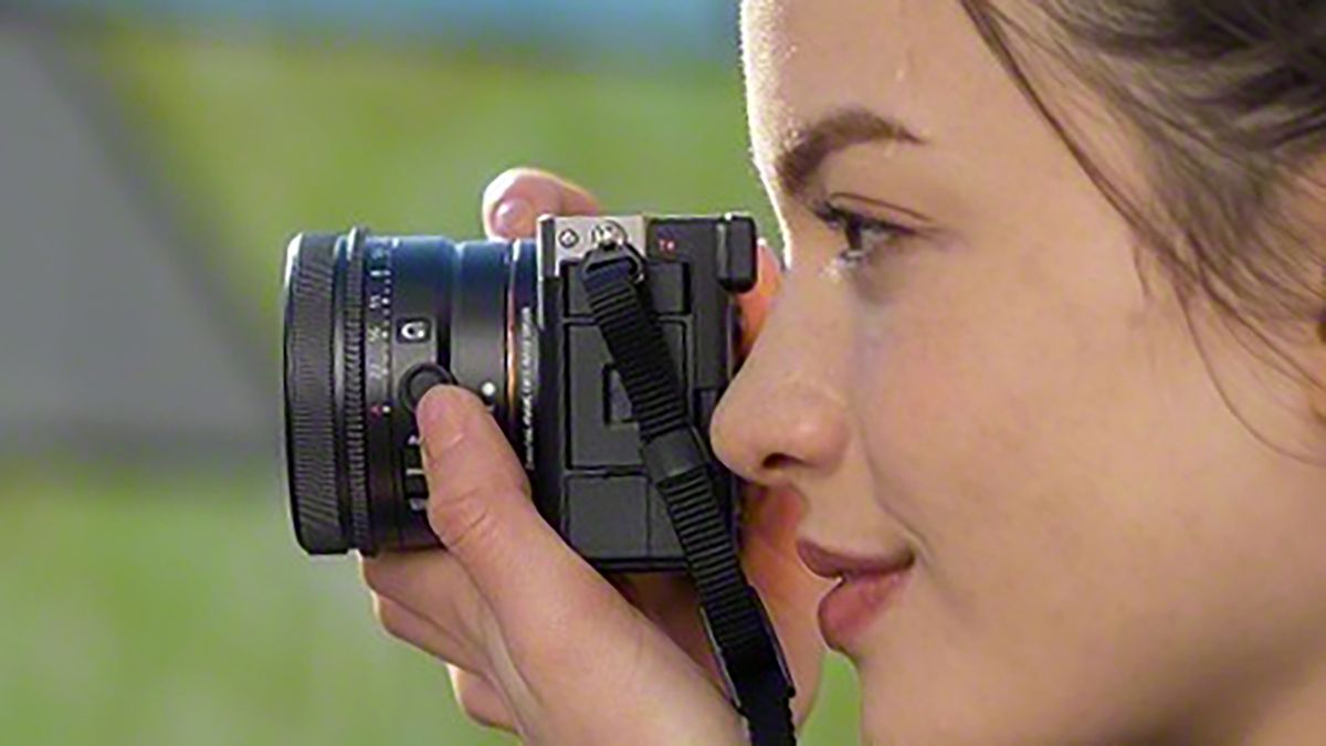 Sony launches tasty trio of prime lenses for its full-frame cameras ...