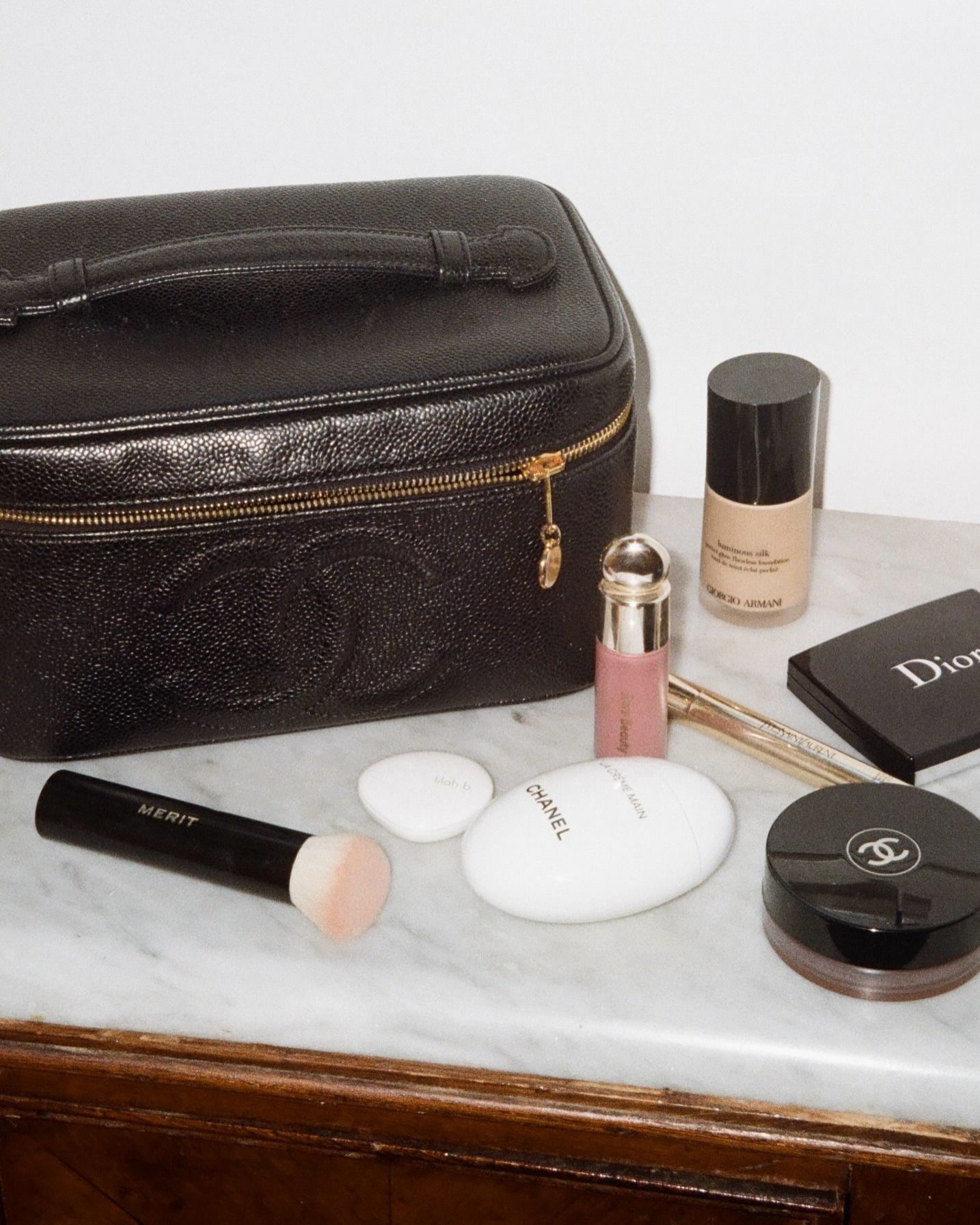 20 Best Beauty Travel Kits That Editors Actually Pack | Who What Wear
