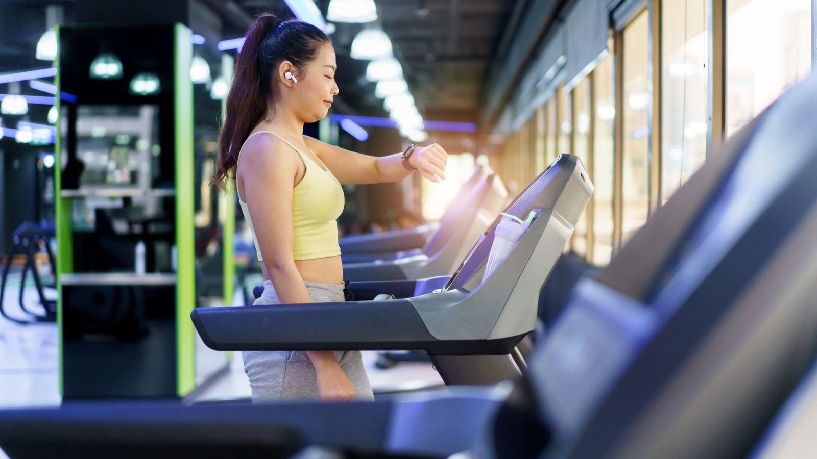 This 15-minute walking treadmill workout is the ideal low-impact ...