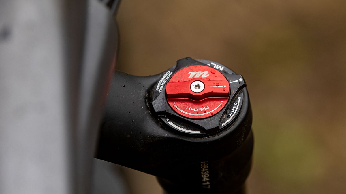 Manitou Mezzer Pro review | Bike Perfect