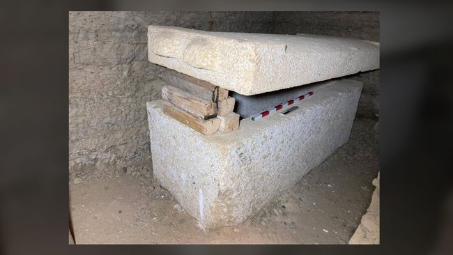 Egyptian mummies covered in gold are rare, and we may have just found ...