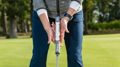 Reverse Overlap Putting Grip Explained | Golf Monthly