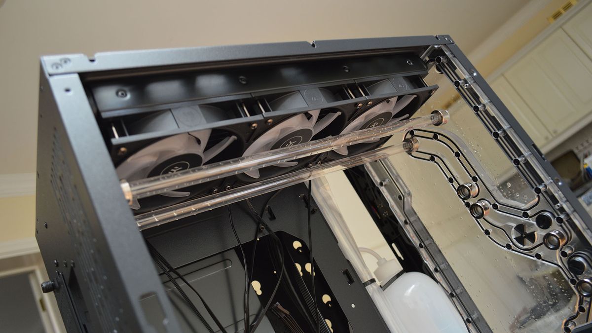 This EKWB custom loop kit reignited my love for building a gaming PC ...