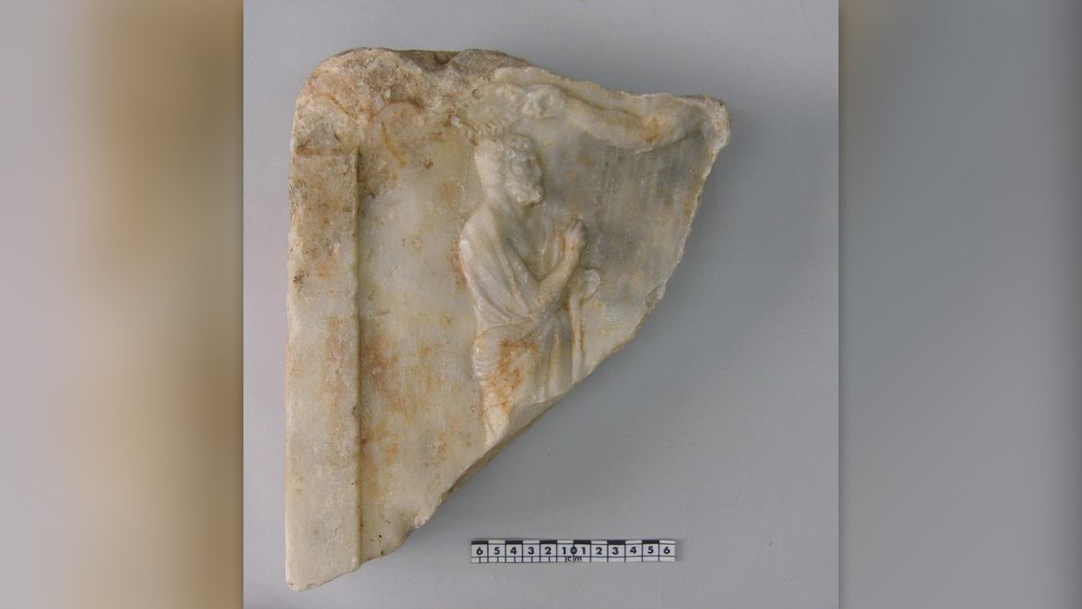 Depiction of Trojan War hero Ajax found in 1,800-year-old submerged ...