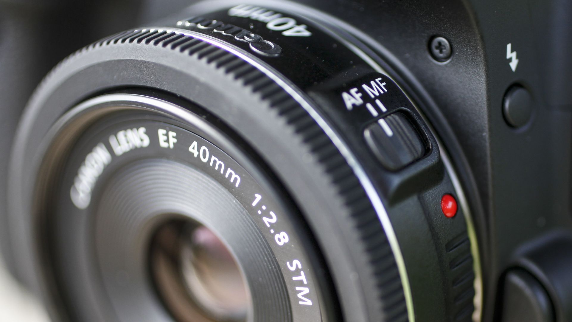 'Dramatic' growth in lens sales during 2011, says Jessops | TechRadar