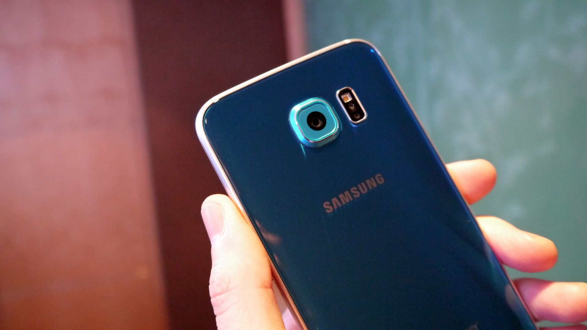 Samsung Galaxy S6 and HTC One M9 miss the latest Android camera ...