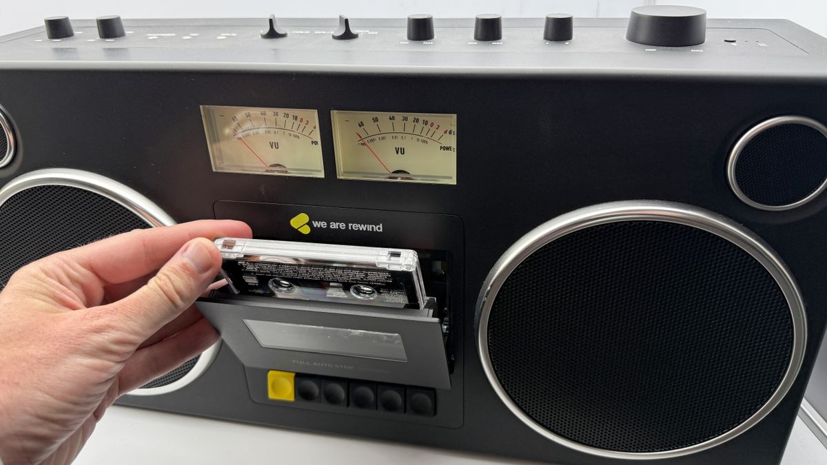 I tried the modern boombox design that mixes cassettes with Bluetooth ...