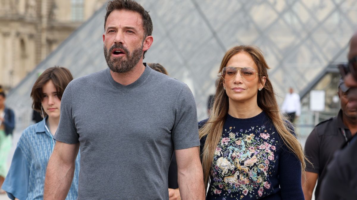 Where to get JLo’s personalized ‘Jennifer and Ben’ necklace | Woman & Home