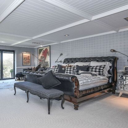 James Martin's house in Hampshire is for sale for a rumoured £3 ...