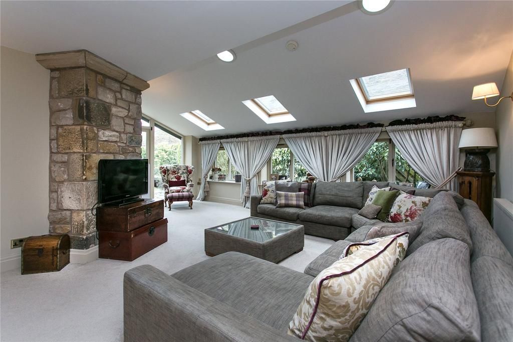 10 utterly irresistible character homes for sale under £750,000 ...