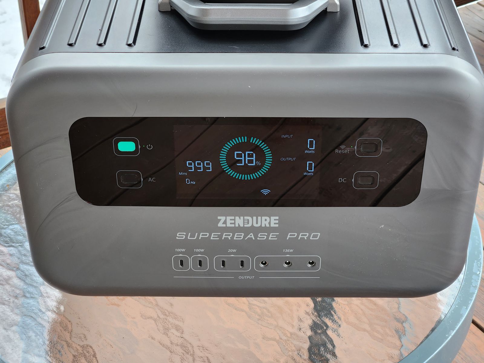 Zendure Superbase Pro 2000 Portable Power Station Review T3