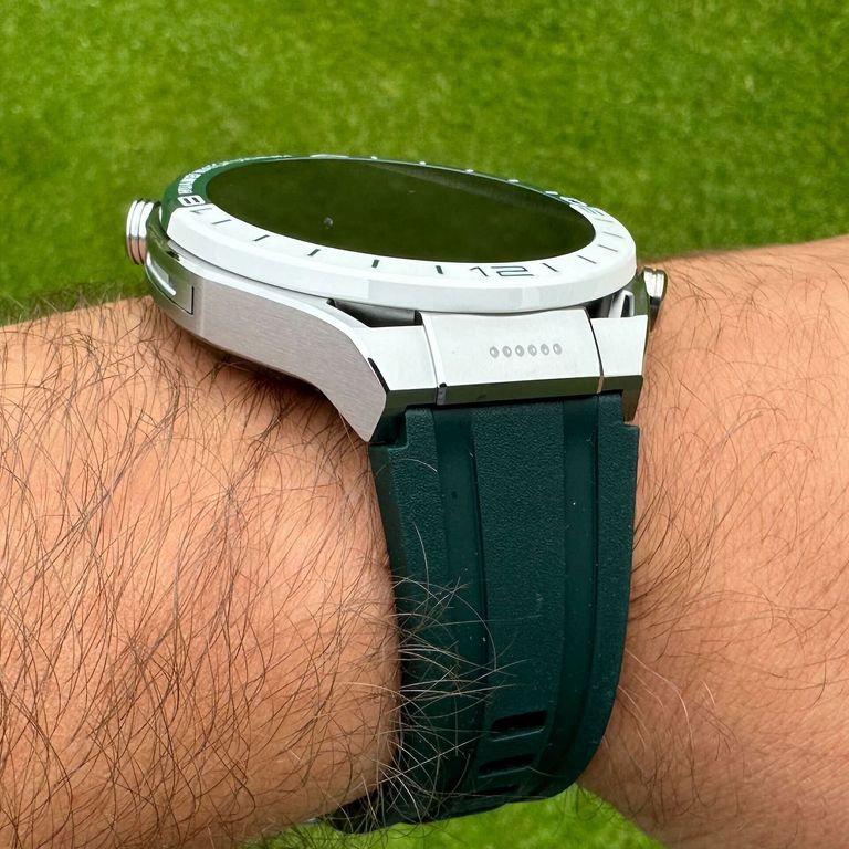 Huawei Enters Golf Market With Two New Course-Compatible Smartwatches ...