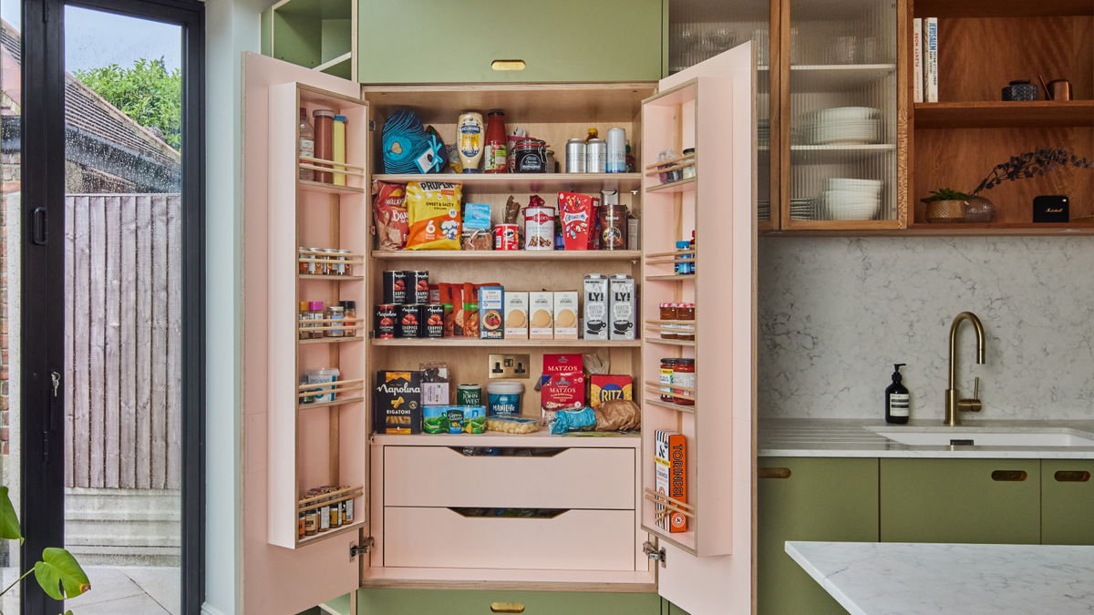 How to Keep Your Pantry Cool Through the Summer | Livingetc
